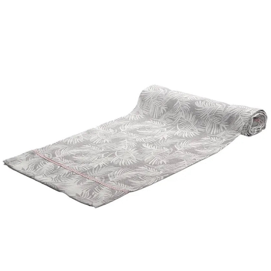 The Debbie Table Runner – MAWD