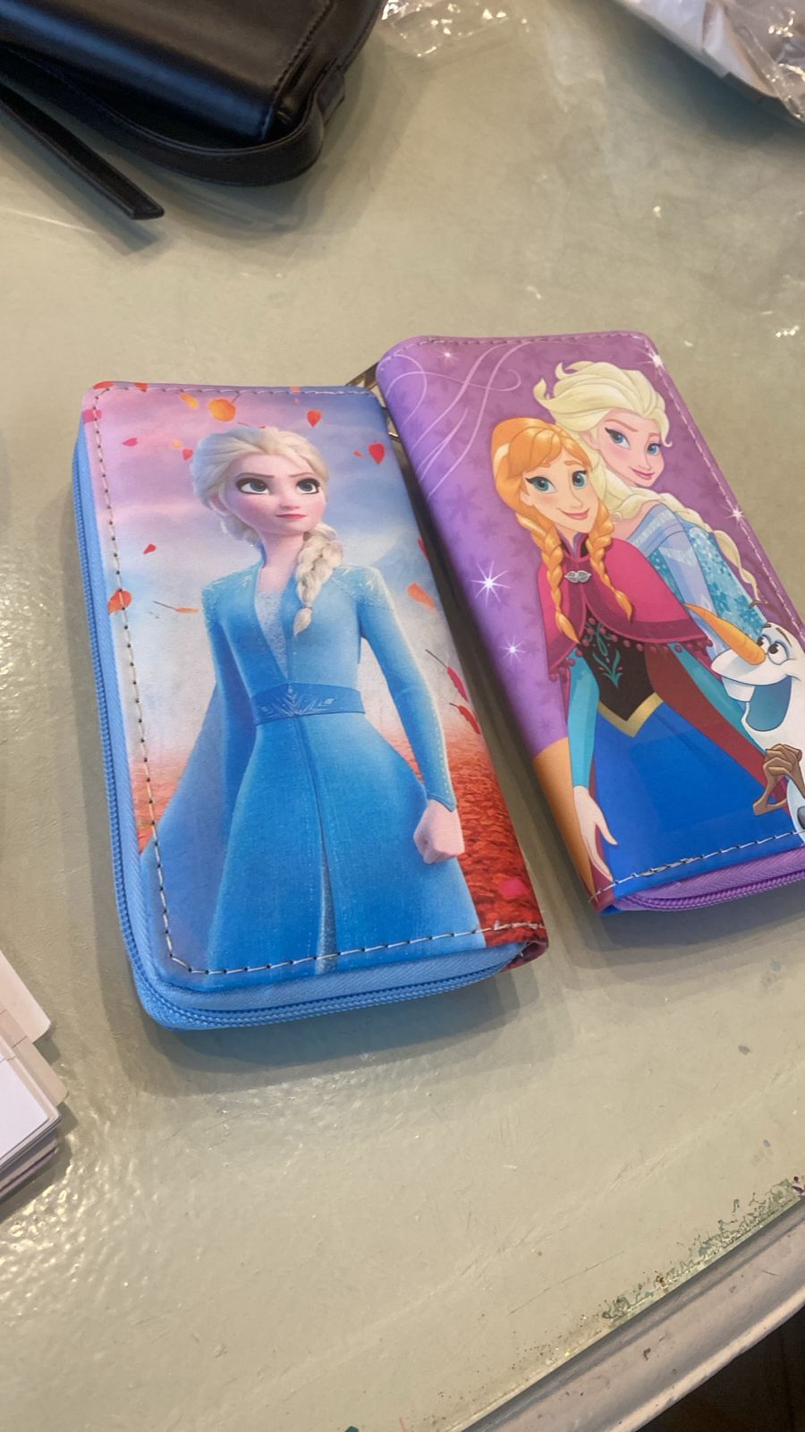 Frozen wallet LE330 – MAWD